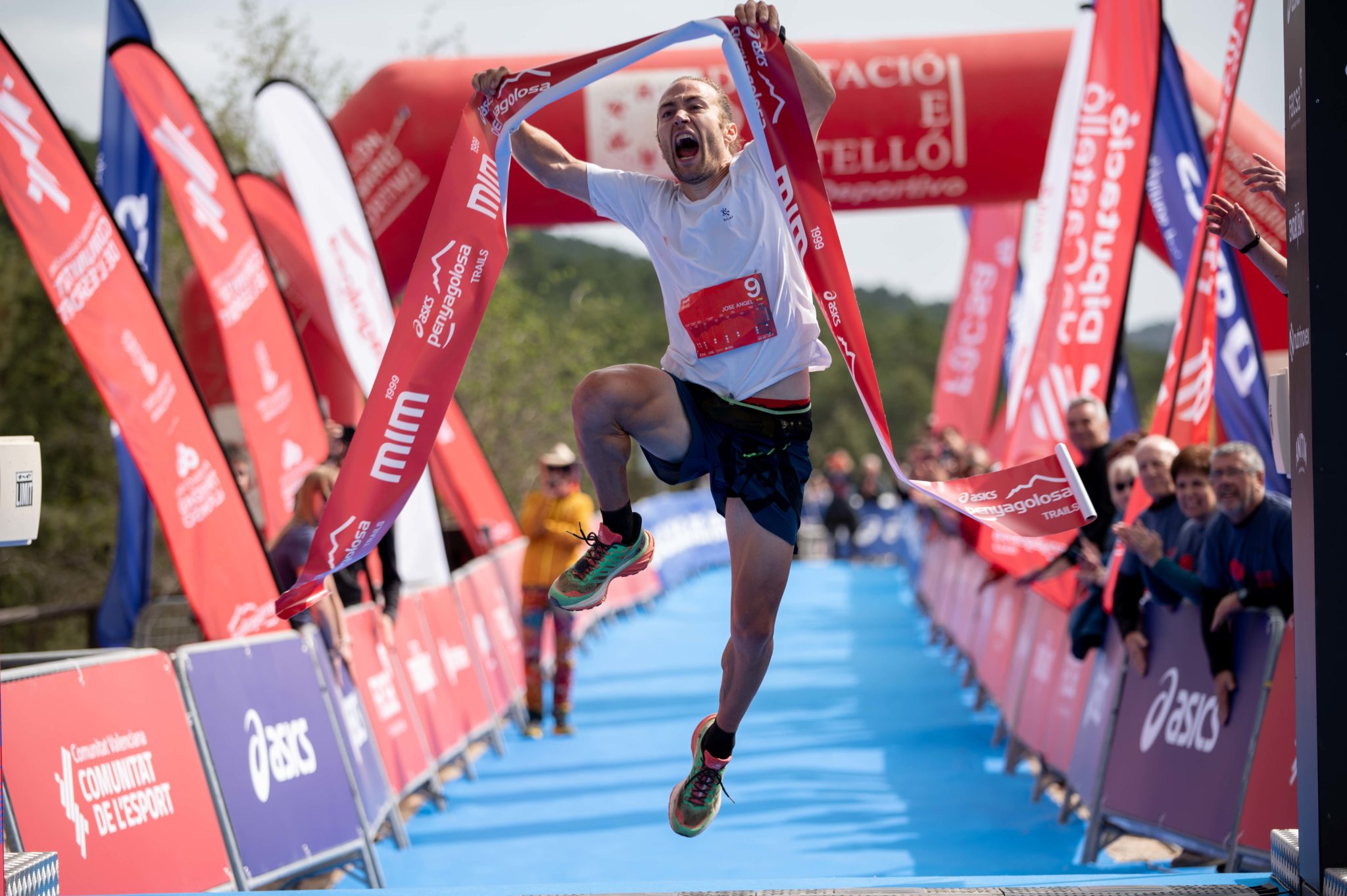 ASICS Penyagolosa Trails 2023: Historical edition with 3 records ...